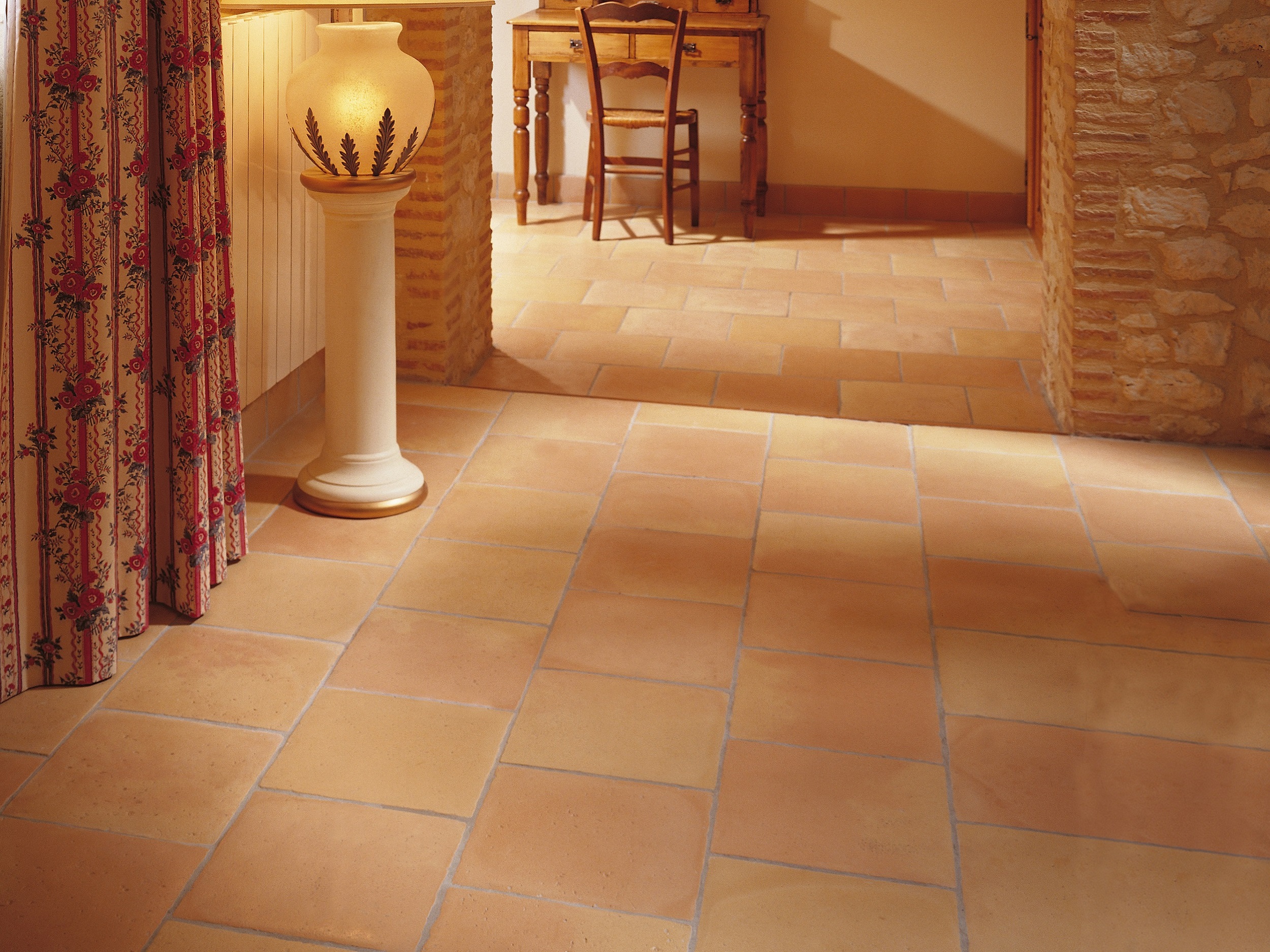 BETON BODENPLATTEN CARREAUX R. - SOL AG